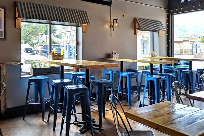 Trailhead Taphouse & Kitchen