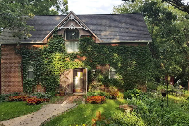 Belmont Hill B&B, Cedar Rapids