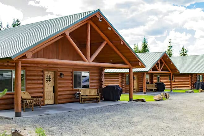 Bonners Ferry Log Inn