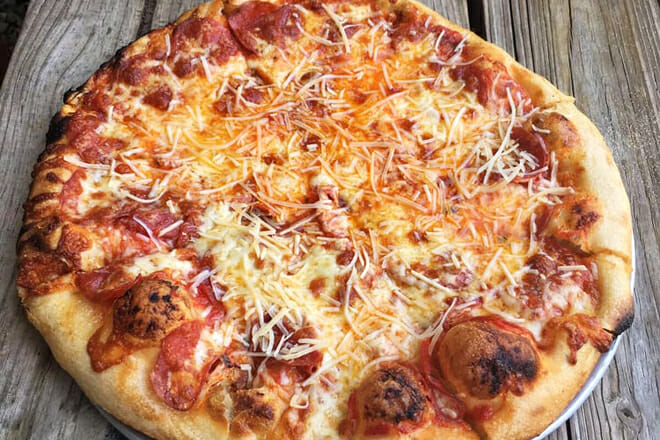 Clemente's Trolley Pizzeria