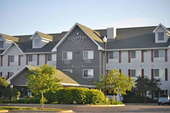Country Inn & Suites by Radisson, Gurnee
