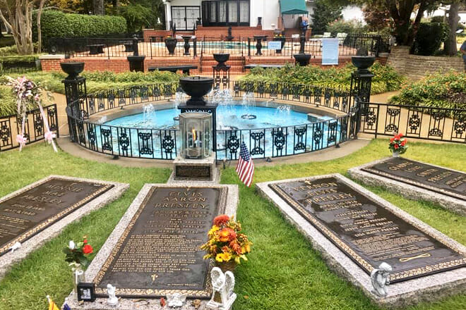 Elvis Presley's Meditation Garden