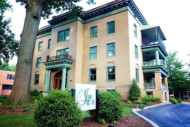 Inn at 835, Springfield