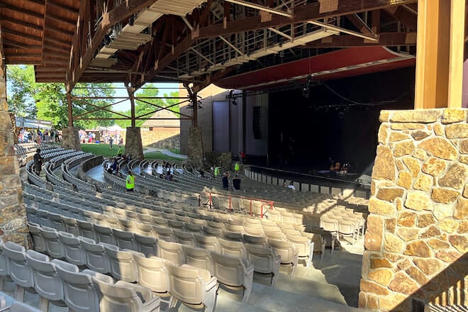 Iroquois Amphitheater