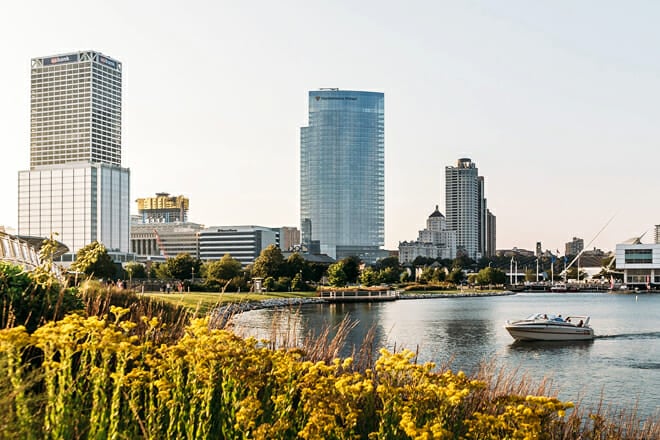 Lakeshore State Park