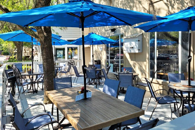 Main Street Island Pub (Also Known As Main Street Cafe & Pub)