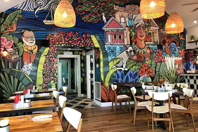 Moondog Cafe & Bakery