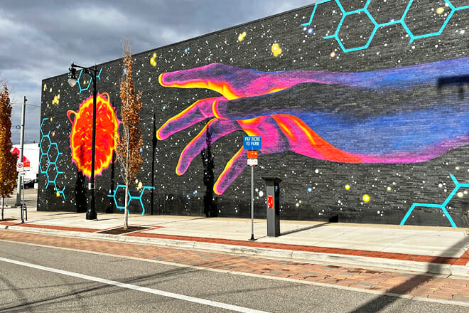 Mural Spotting &mdash; Multiple Locations