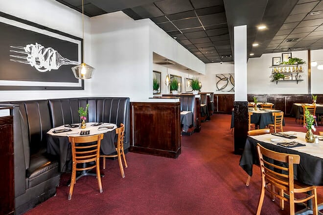 Portobello's Grill - Bocage Village