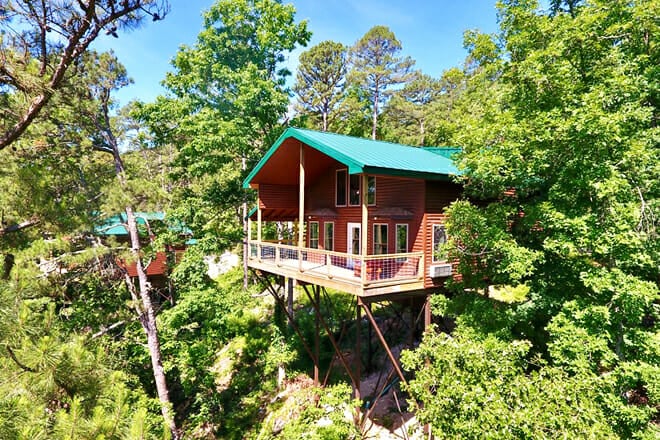 River of Life Farm, Dora