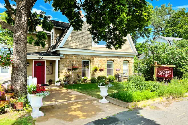 St. Croix River Inn, Osceola