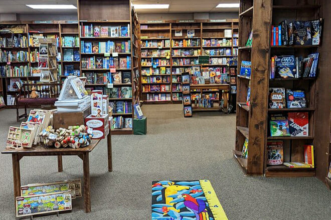 Tattered Cover Book Store & Caf&eacute;