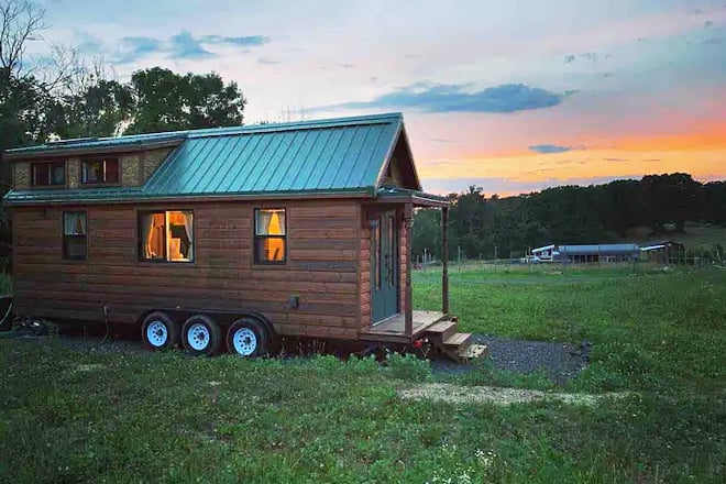 Tiny House on Waystone Farm, Guilford