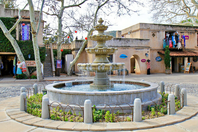 Tlaquepaque Arts & Crafts Village