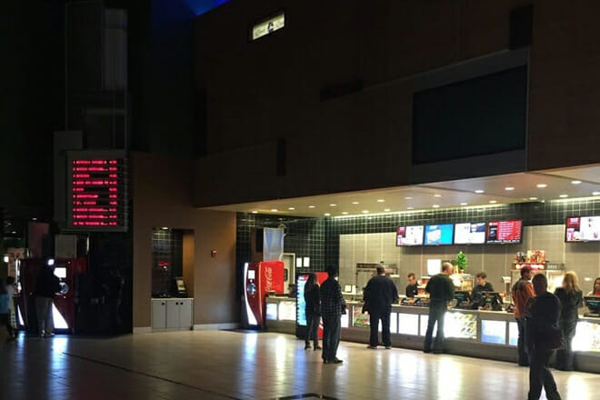 AMC CLASSIC Wharf 15 (Formerly Carmike Cinemas Wharf 15)