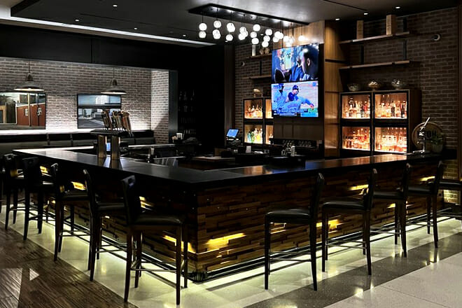 Burdock + Bitters At Marriott Omaha Downtown