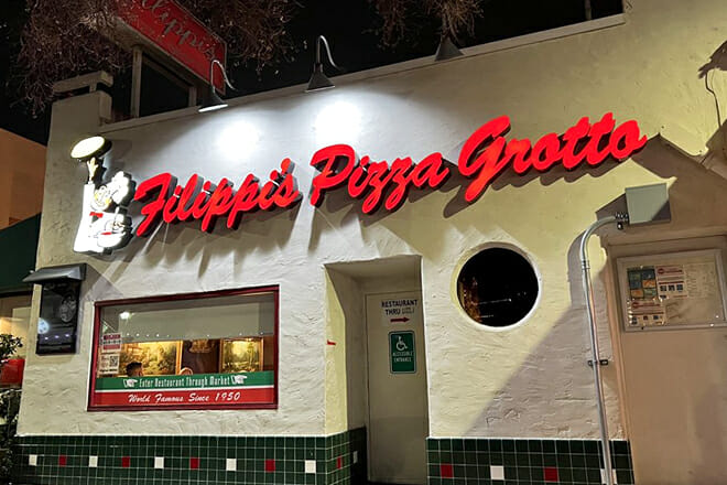 Filippi&rsquo;s Pizza Grotto