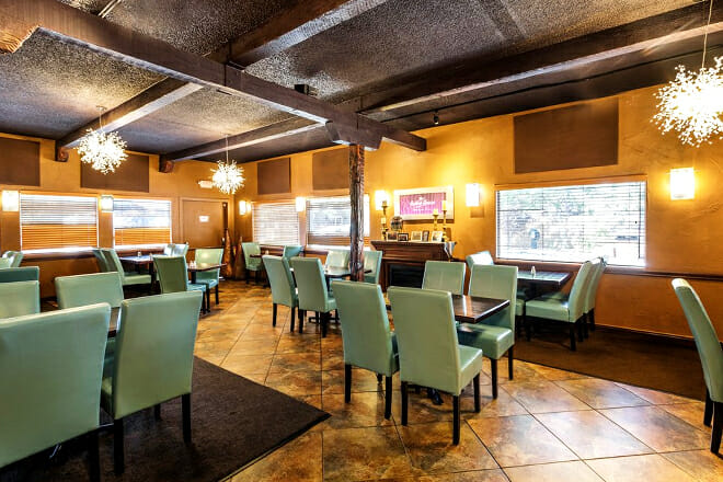 Golden Goose American Grill