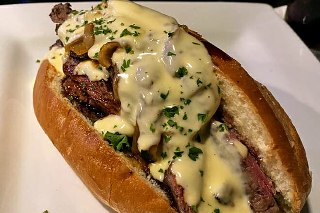 Kenny&rsquo;s Wood Fired Grill