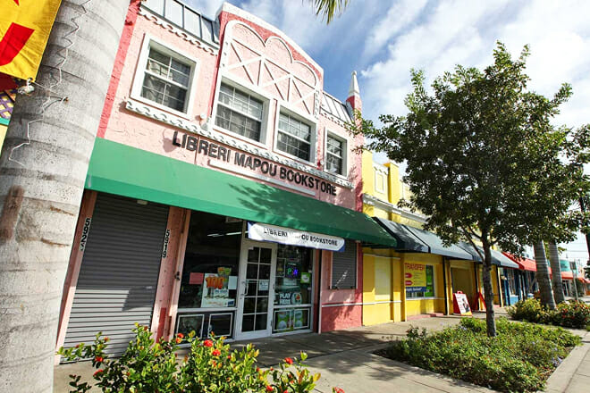 Libreri Mapou Bookstore