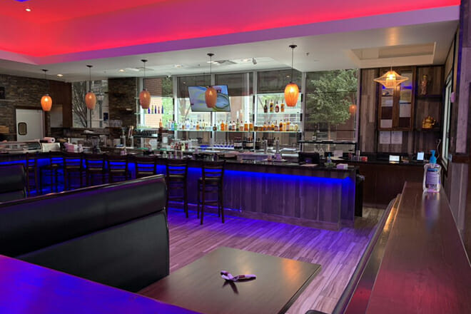 Nova II Sushi Bar & Asian Bistro