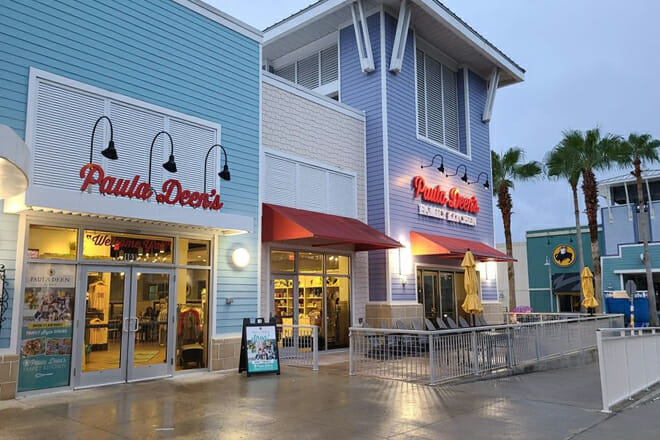 Paula Deen's Family Kitchen