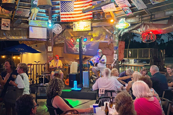 Purple Parrot Tiki Bar And Grill