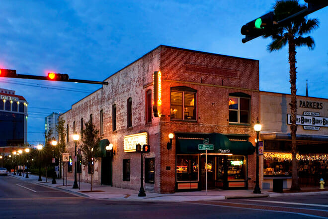 Sarasota Nightlife - The Gator Club