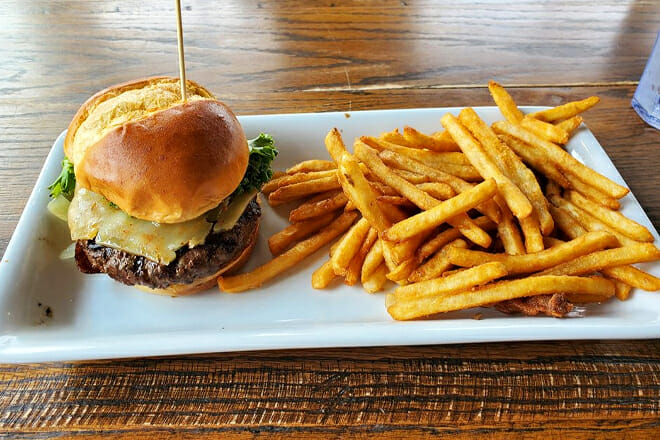 Sidewinders American Grill