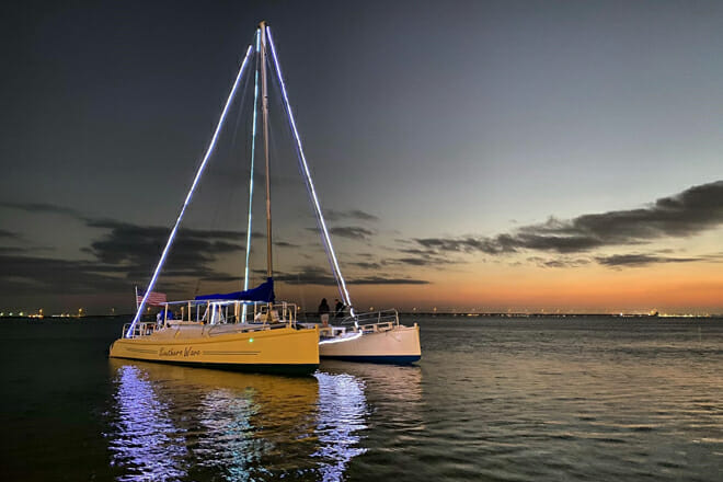 Southern Wave Original Sunset Dinner Cruise