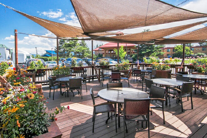 The Club Tavern & Grill