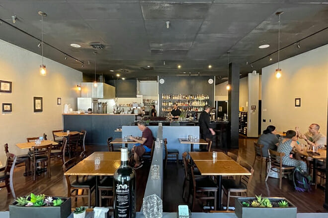 Wiley's Downtown Bistro