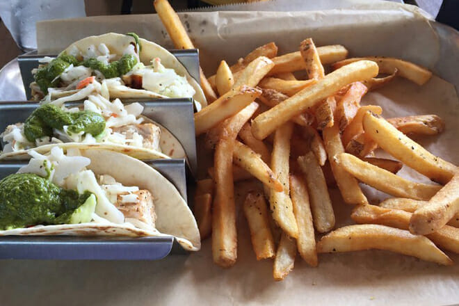 Alice & Pete’s Pub