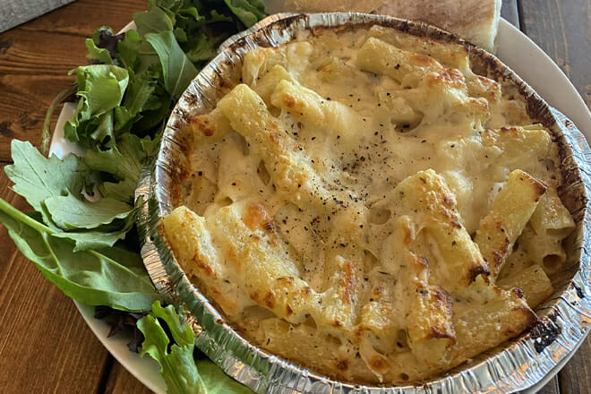 Aurora Vines & Vibes