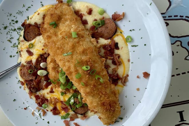 Blue Dog Bar & Grill