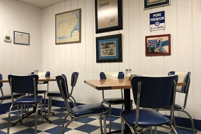 Blue & White Restaurant