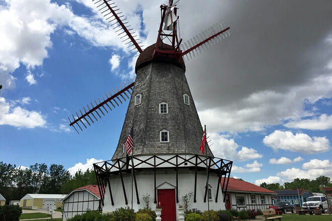 Danish Windmill &ndash; Elk Horn, Iowa