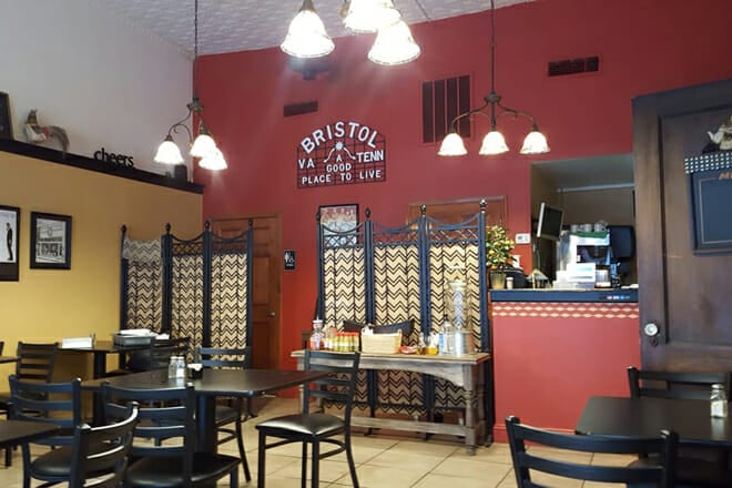 Eatz on Moore Street