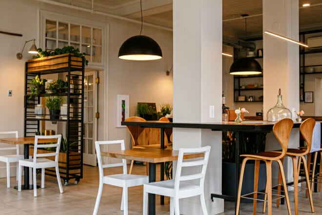 Effingham's Coal Fired Pizza and Taphouse