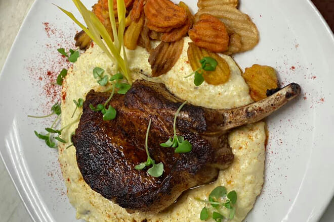 Fins Seafood and Grille