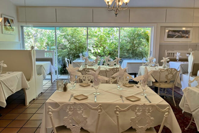 Harry’s Continental Kitchens