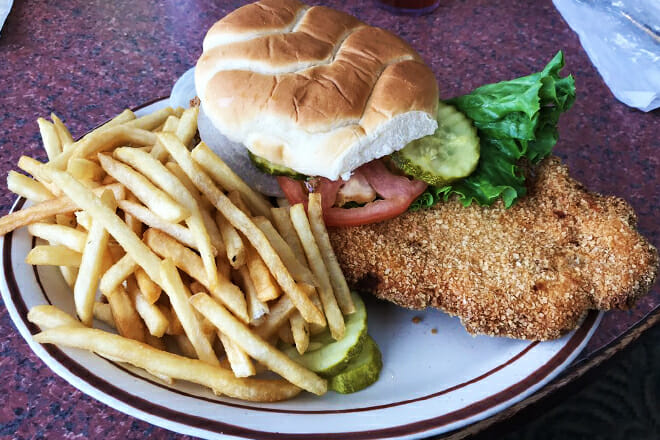 Logue&rsquo;s Restaurant