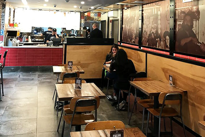 Mamoun&rsquo;s Falafel