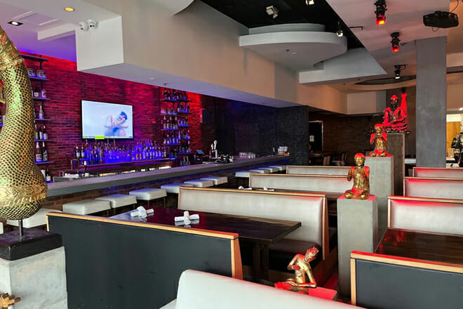 Moon Thai & Japanese