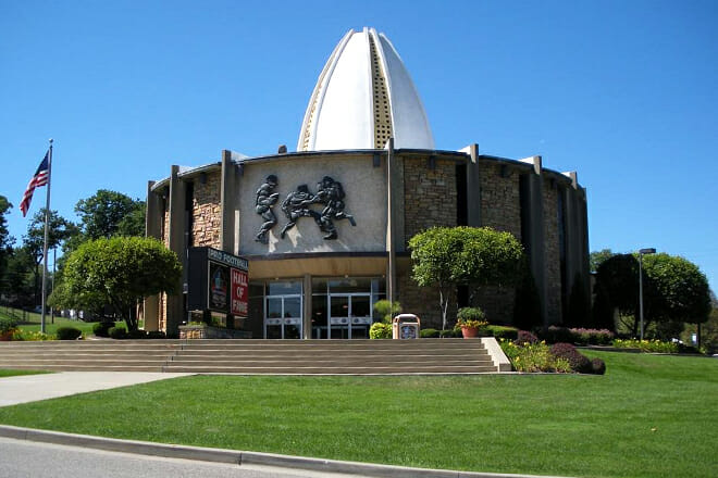 Pro Football Hall of Fame