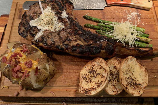 Reed&rsquo;s Place: Steak and Chop Shop