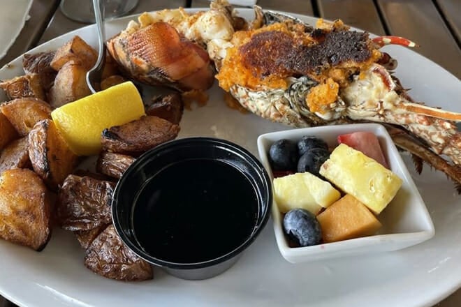 Rendezvous Bar & Grill