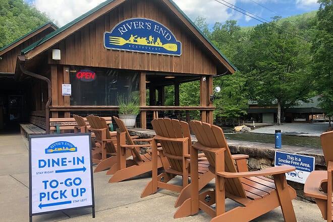 River&rsquo;s End Restaurant