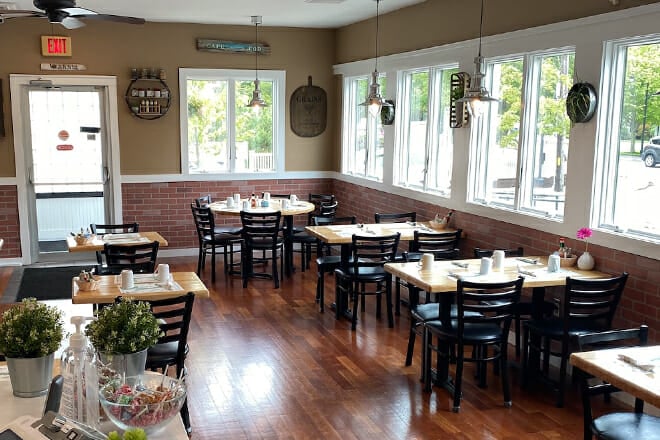 Sea Street Caf&eacute;