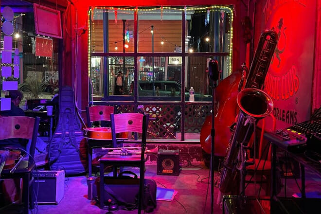 The Spotted Cat Music Club